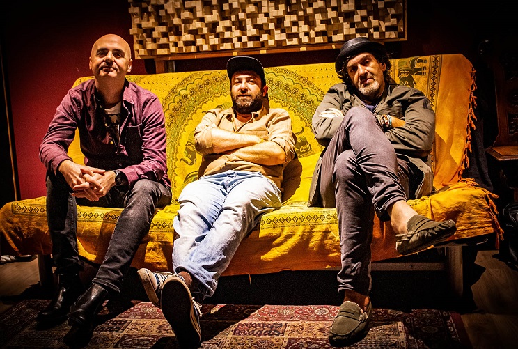 Tornano a farsi sentire gli ADAM SMITH con il video della nuova ...