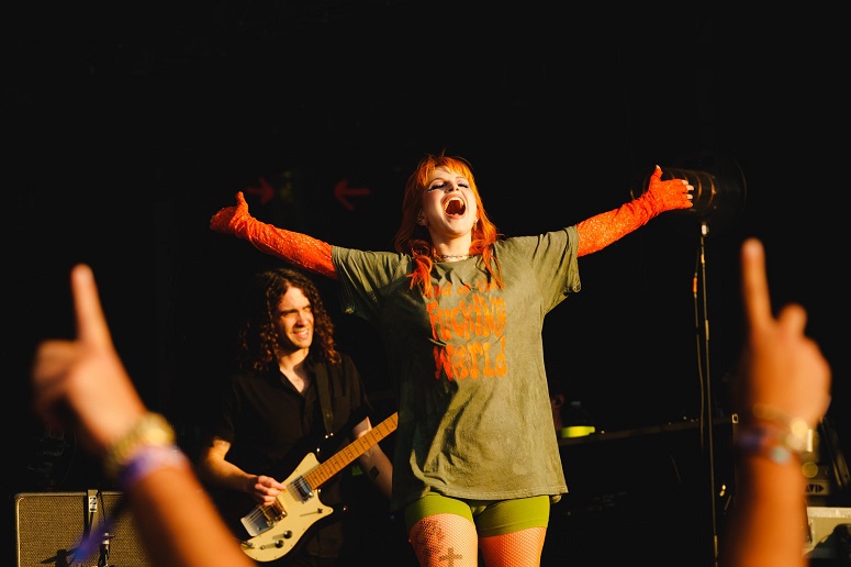 PARAMORE: guarda il nuovo video di ‘Thick Skull’ » Suoni Distorti Magazine